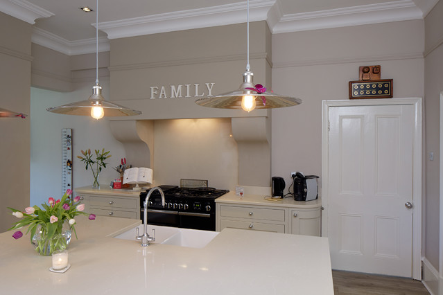 In-frame Shaker | Mussel Shaker | Mussel Colour Kitchen