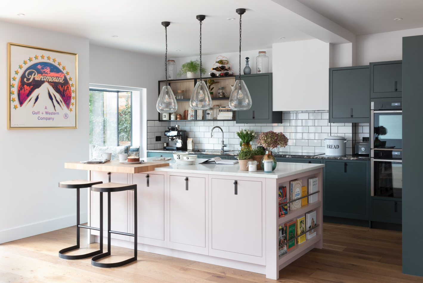 Slab Kitchen in Copse Green & Dry Rose