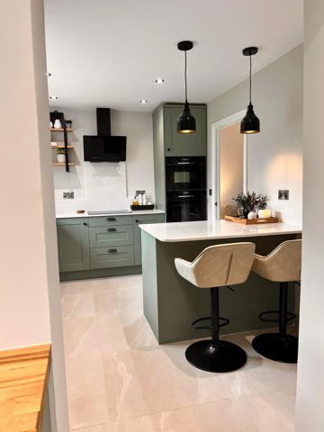 Belsay Smooth Reed Green | Real Projects