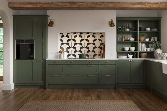 Crathorne Regents Green | Porcelain Shaker Kitchen