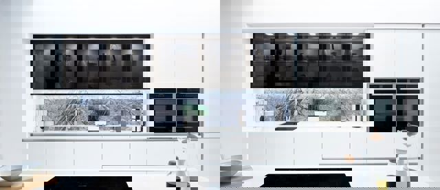 Feature Glazed Kitchens | Fluted Glass Kitchen Cabinets