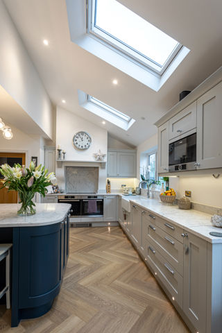 Mornington Shaker Dove Grey With Hartforth Blue Island | Real Projects