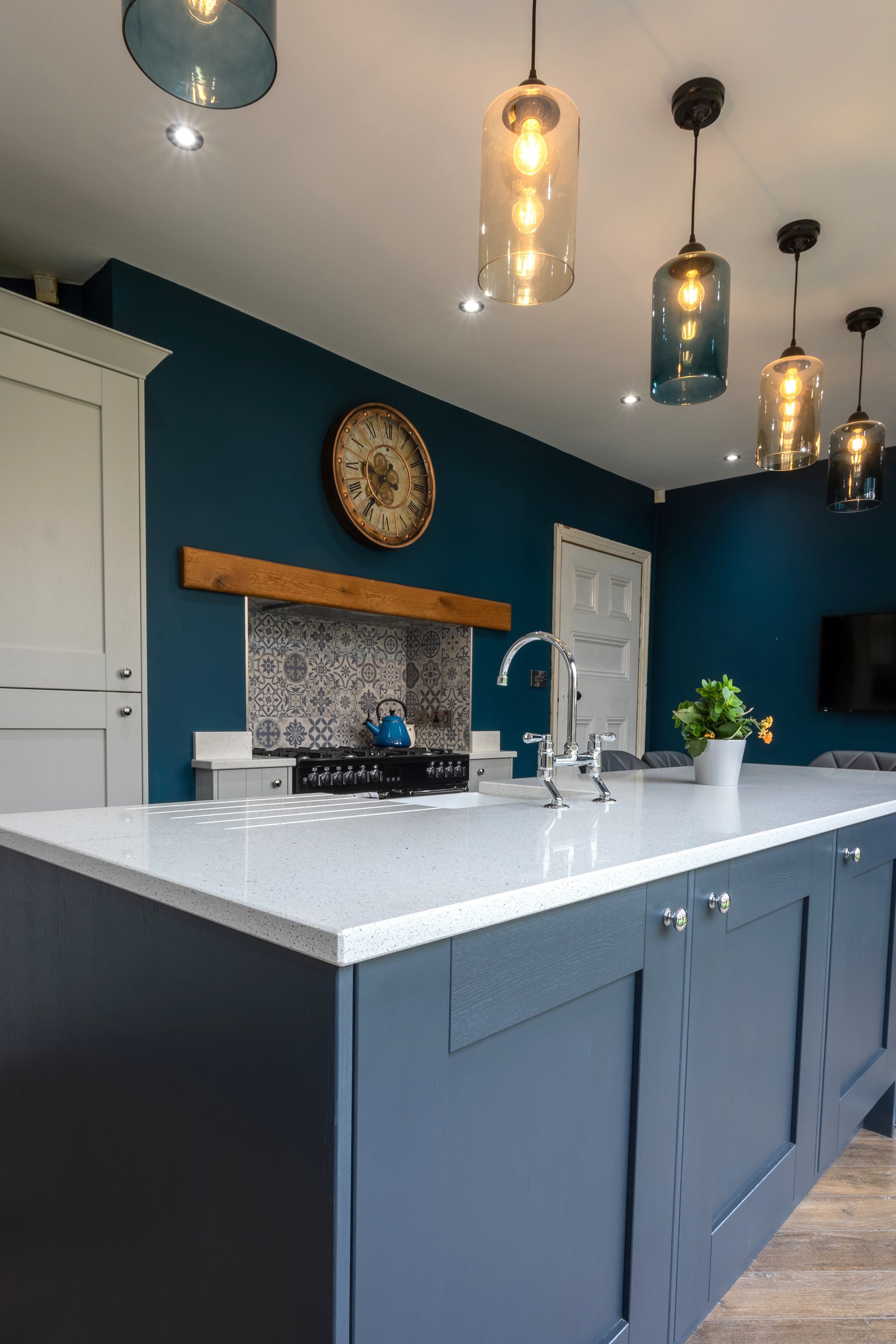 Milbourne Charcoal | Real Projects